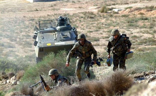 Nueva expedición de militares, mayormente legionarios, salen hoy hacia ...