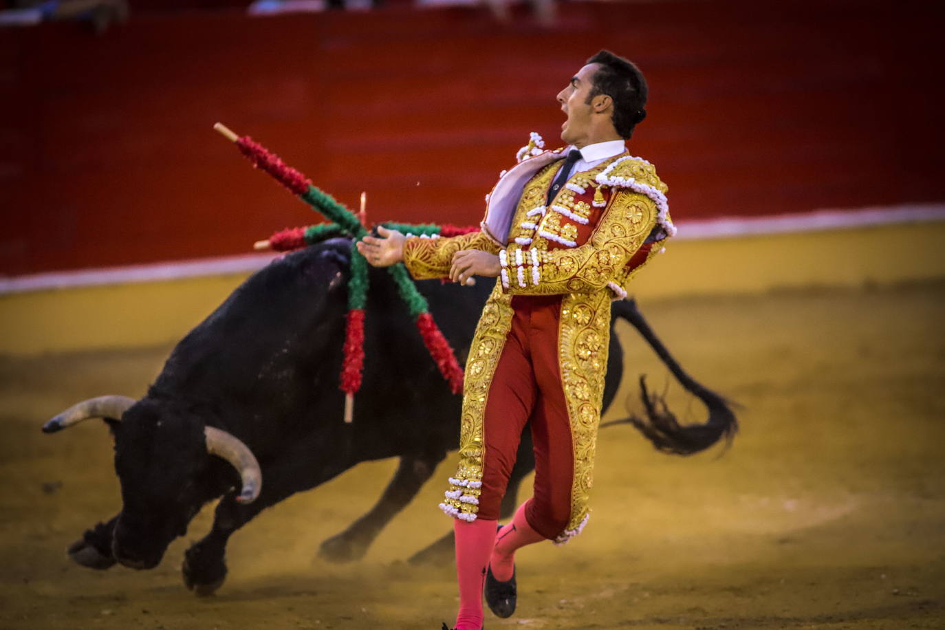 Mano a mano de El Fandi en la Feria por su 20 aniversario de ...