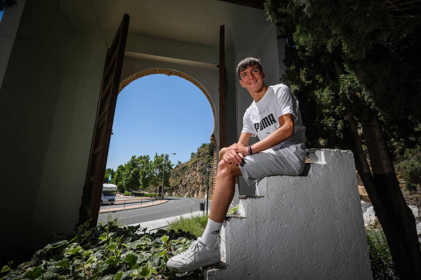 Fútbol | Granada no frena la fuga de talentos | Ideal