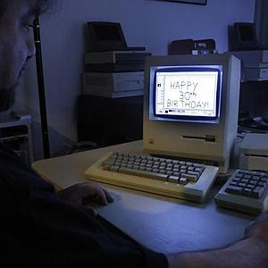 Ahora Apple celebra 30 años del lanzamiento de la primera Mac original ...