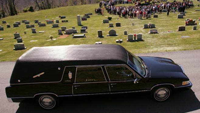 Paseos en coches fúnebres: lo último en turismo | Ideal