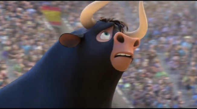 La sorprendente película del toro pacífico que trata de evitar su ...